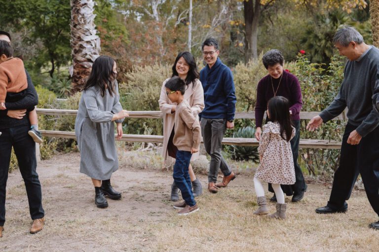 “Must Have” Photos For Extended Family Sessions | Kathleen Curto | Blog